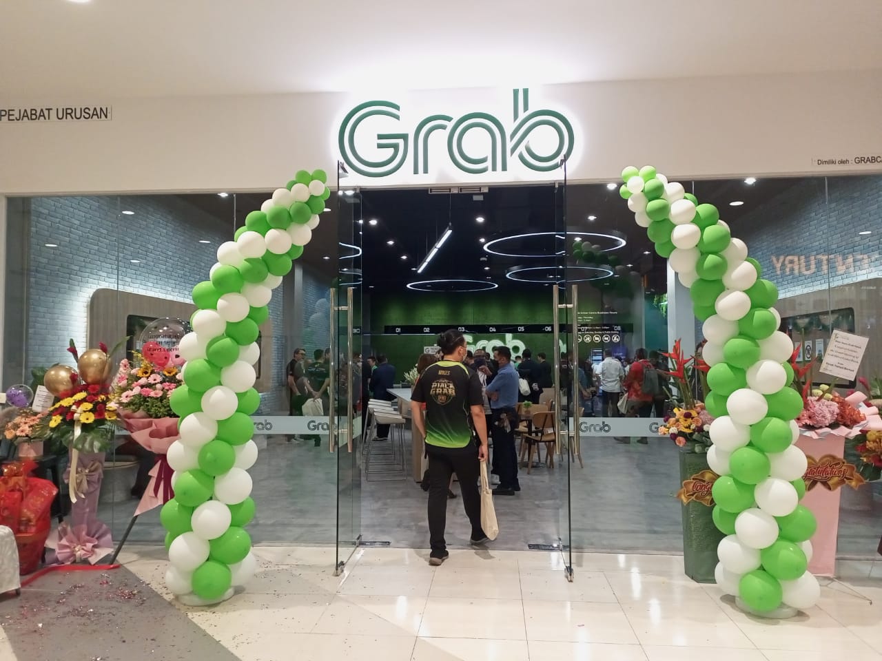 Grab Malaysia buka pusat operasi baharu di AEON Midtown Falim, Ipoh ...