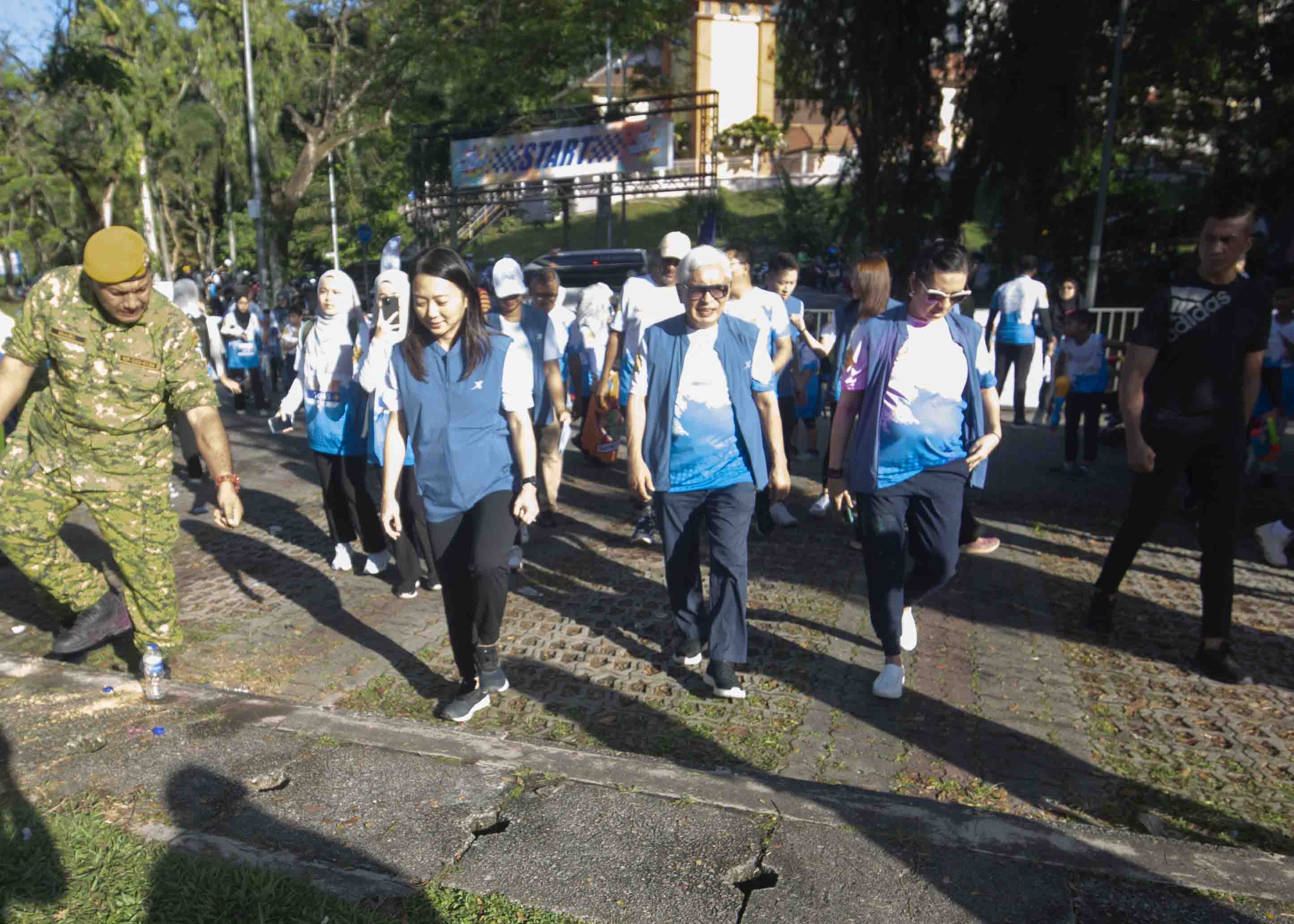 Hannah Yeoh bersama lebih 1,000 peserta meriahkan Datasonic H2O Run ...