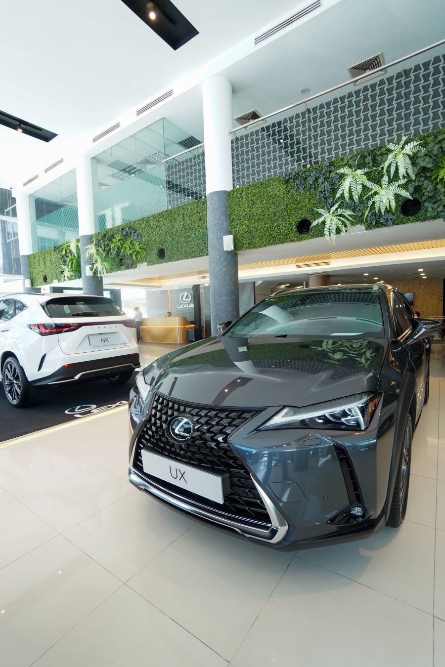 Lexus buka bilik pameran mesra alam pertama di Malaysia | DagangNews ...