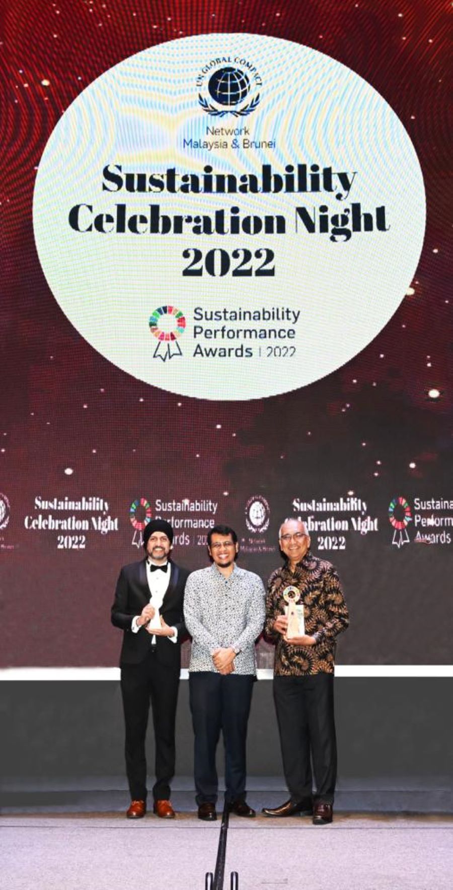 PLUS raih dua anugerah kelestarian Rangkaian Kompak Global PBB ...