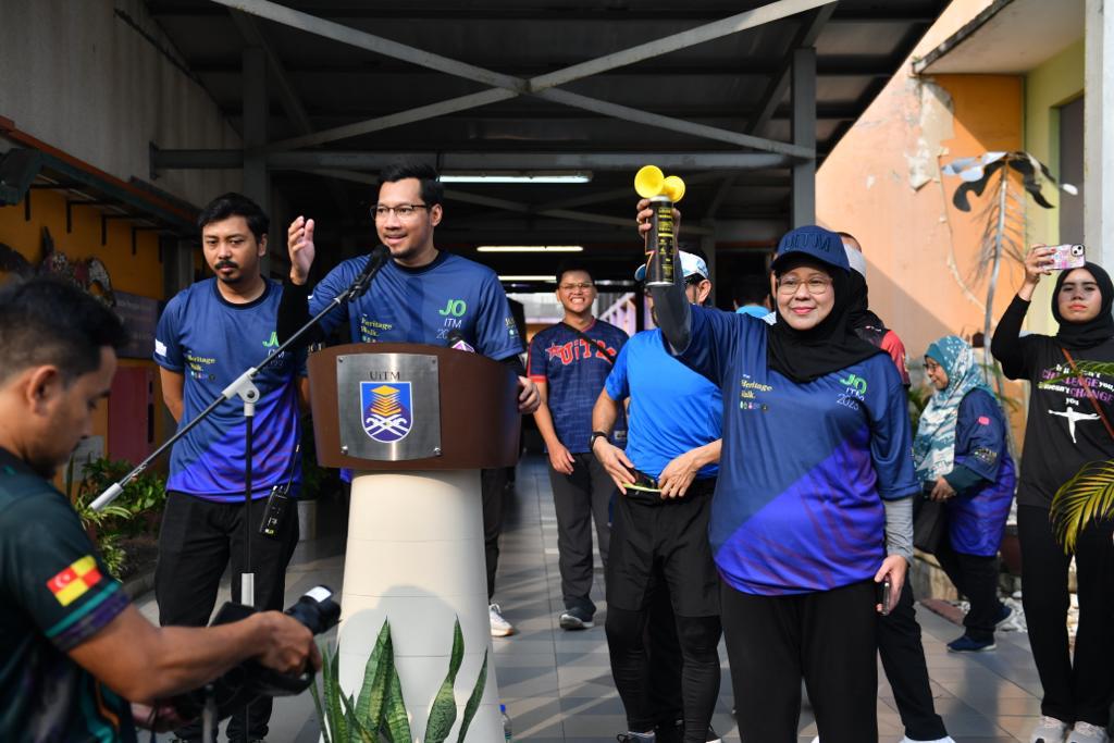 70 alumni UiTM meriahkan aktiviti berjalan kaki di sekitar Jalan Othman ...